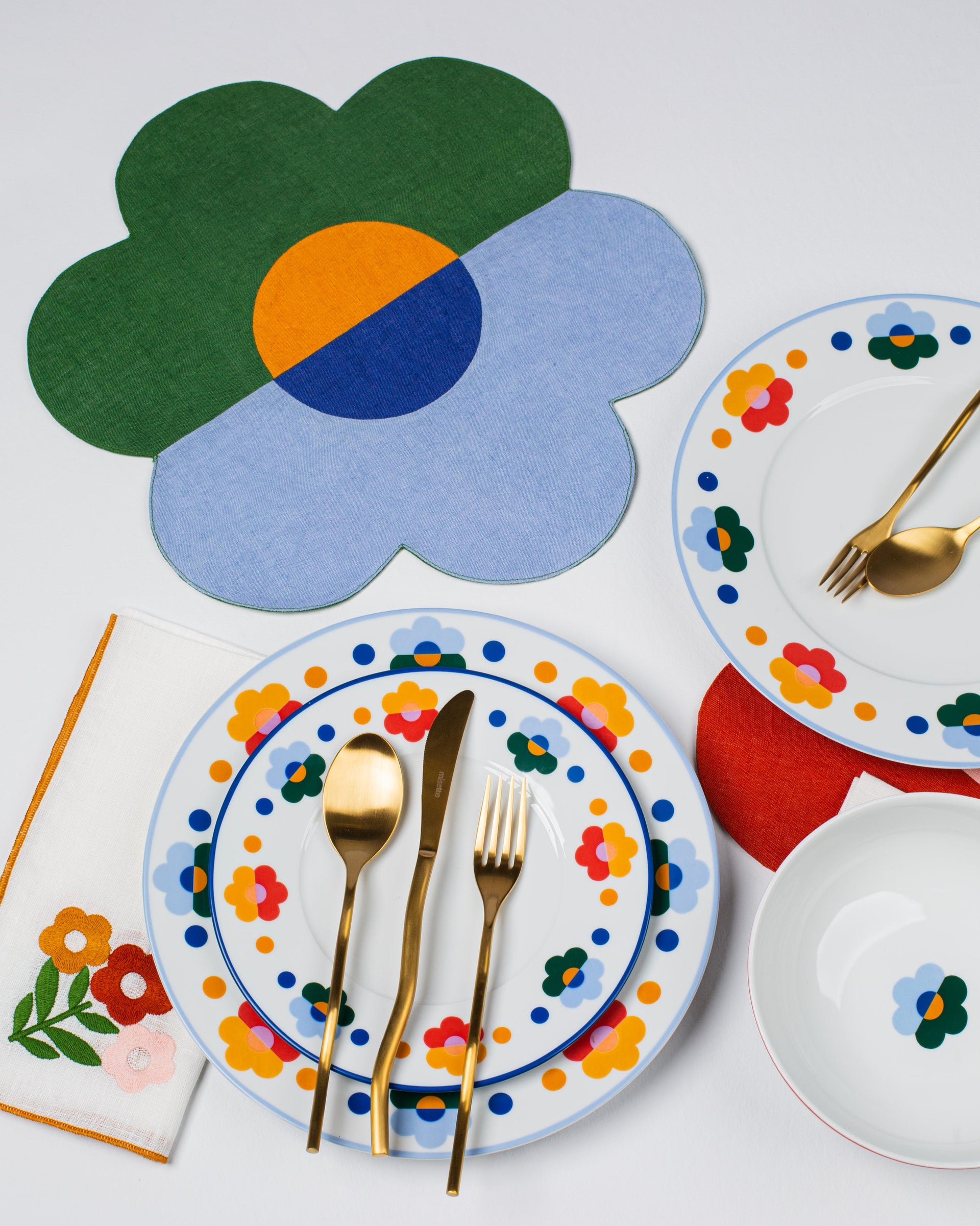 Still Life Collection – Misette